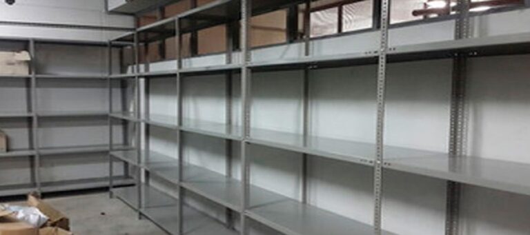 ¿Qué es un anaquel? | Significado y Concepto | Tiendas y almacenes